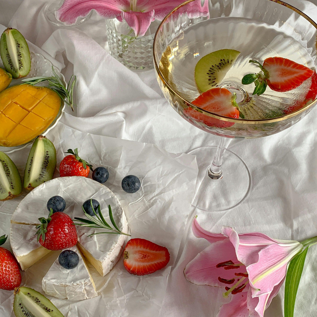Easter-Cheers-The-Best-Fruit-Wines-to-Sip-This-Spring